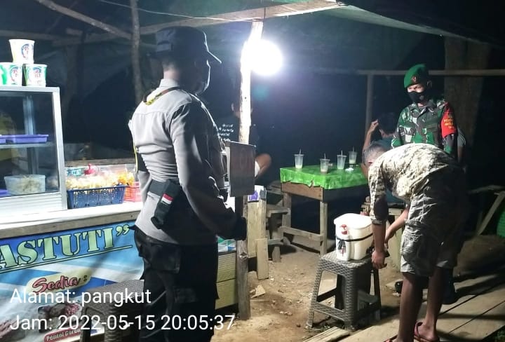 Briptu Dian Dan Tim Yustisi Imbau Masyarakat Jangan Lupa Mencuci Tangan ...