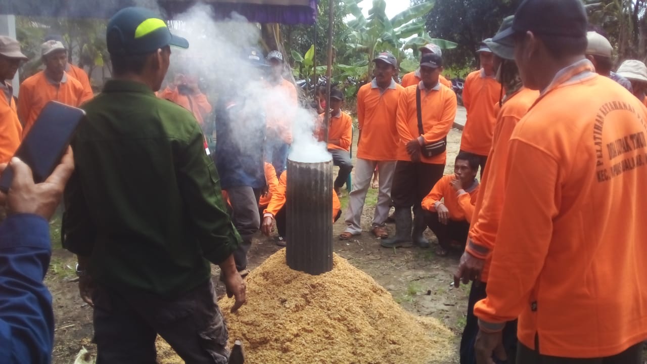 Tingkatkan Kemampuan Para Petani Melalui Pelatihan